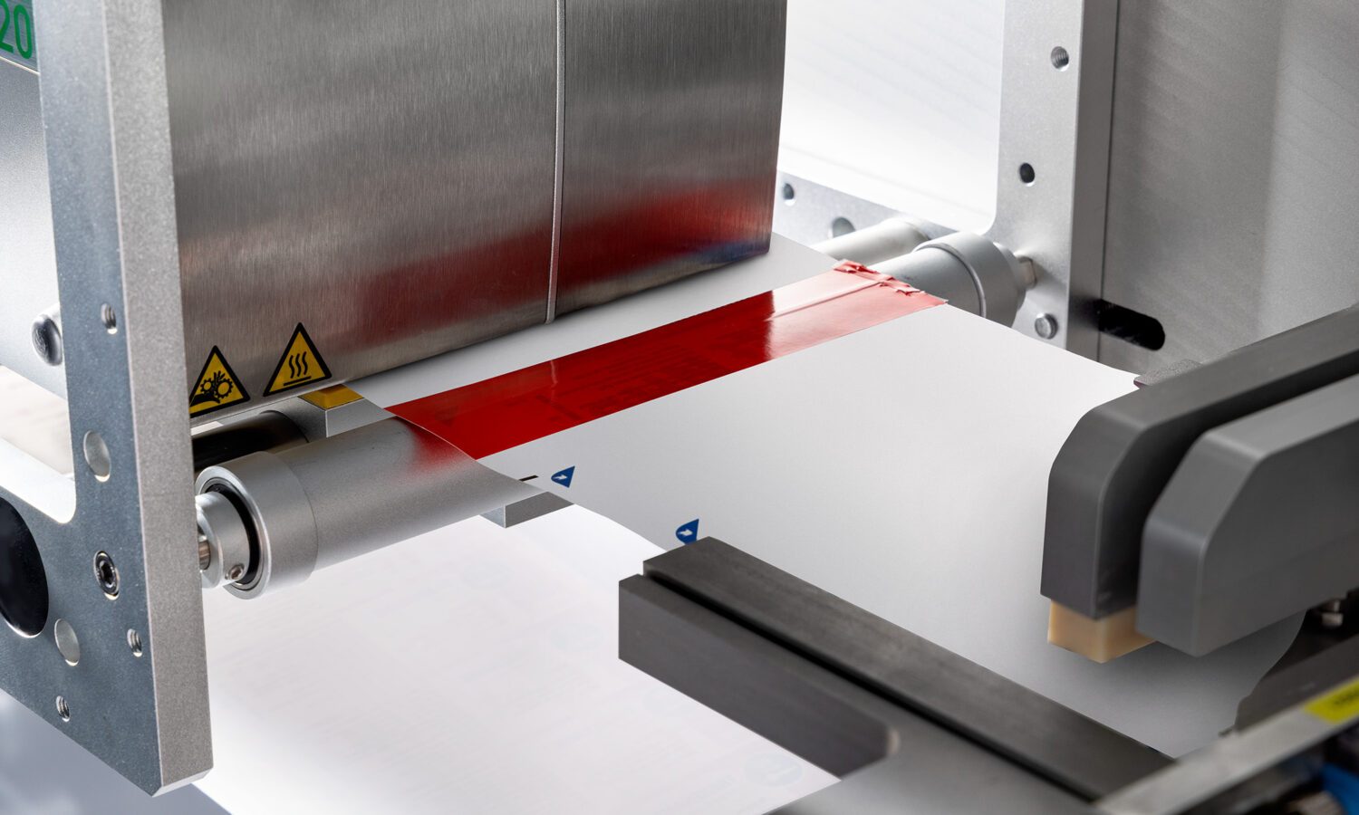 Lid punching machine with printer | Machines | GTE Engineering